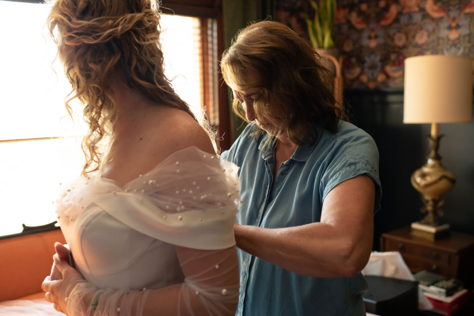 Wedding at Backyard Venue in Bloomington, IL | zimmerman-photography.com