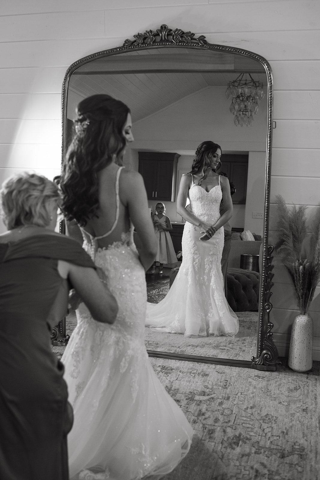 Wedding at The Hesed House in Heyworth, IL | zimmerman-photography.com